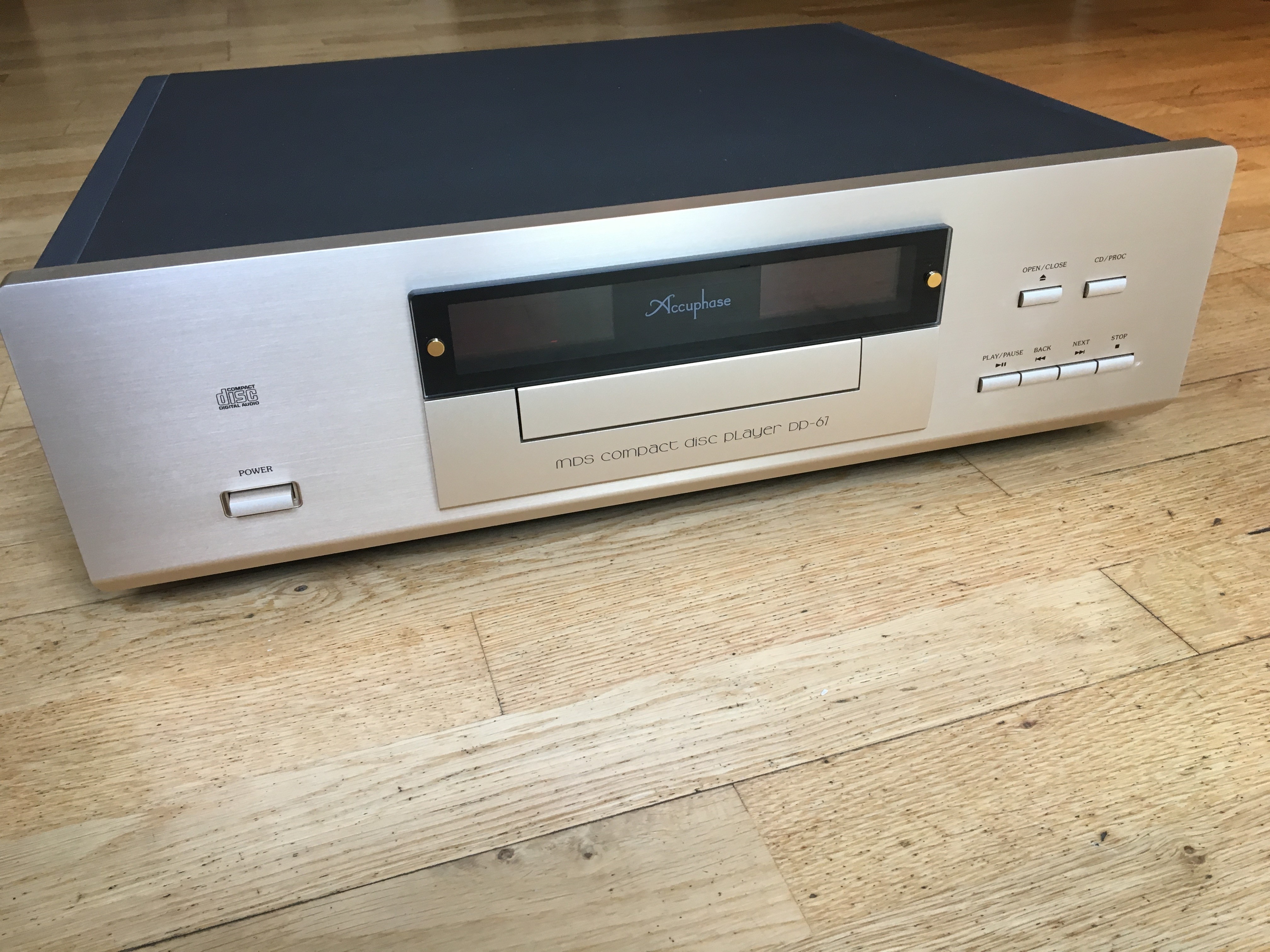 Accuphase DP-67 - Hifi und Highend Schlegelmilch