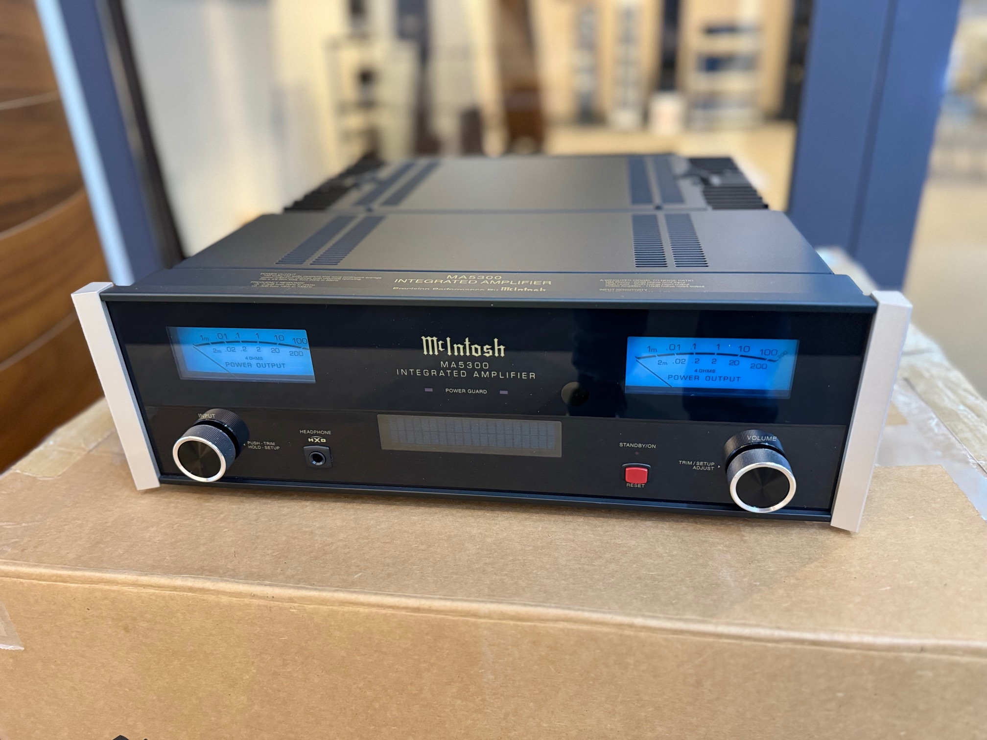 Mcintosh MA5300 AC inkl. Shunyata Netzkabel - Hifi und Highend ...