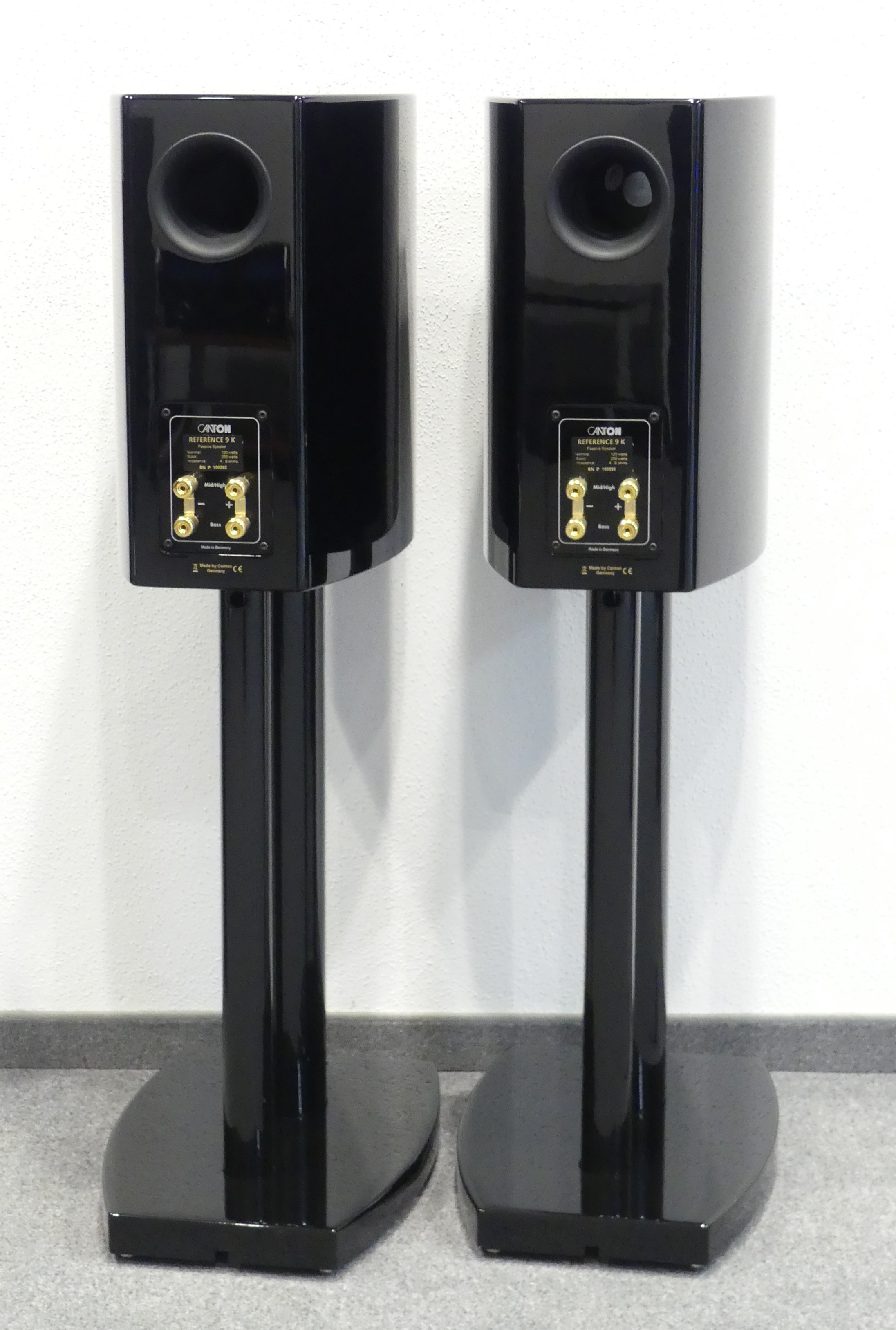 Canton Reference 9K schwarz inkl. Stands - Hifi und Highend Schlegelmilch