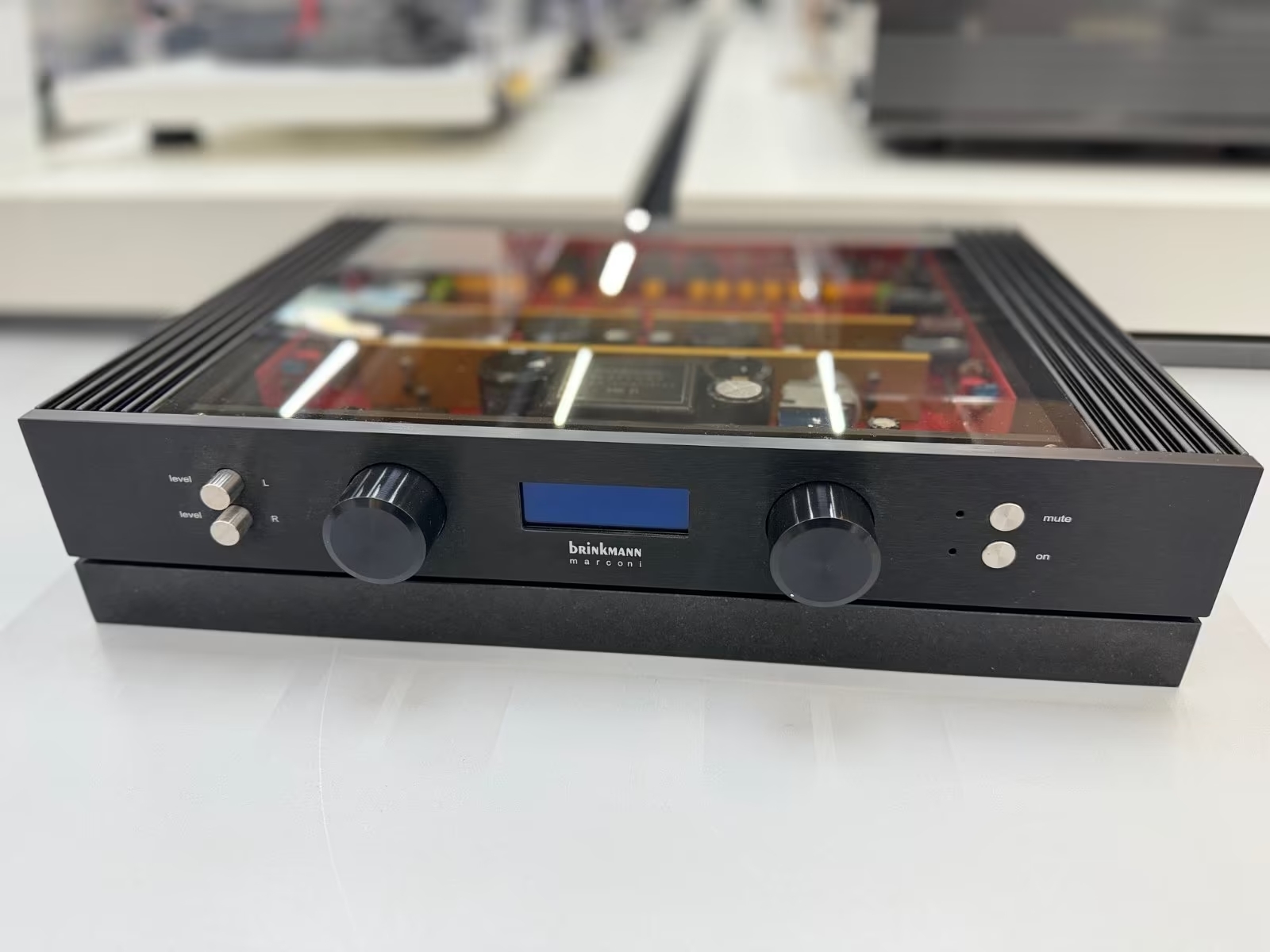 Brinkmann Marconi MK II - Hifi und Highend Schlegelmilch